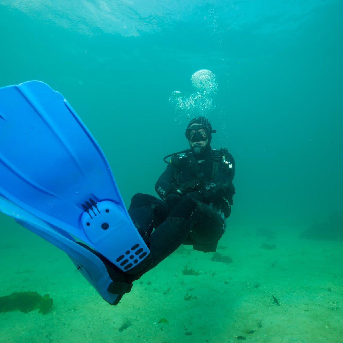 PADI Peak Performance Buoyancy Specialty – Dive Team - Cape Town